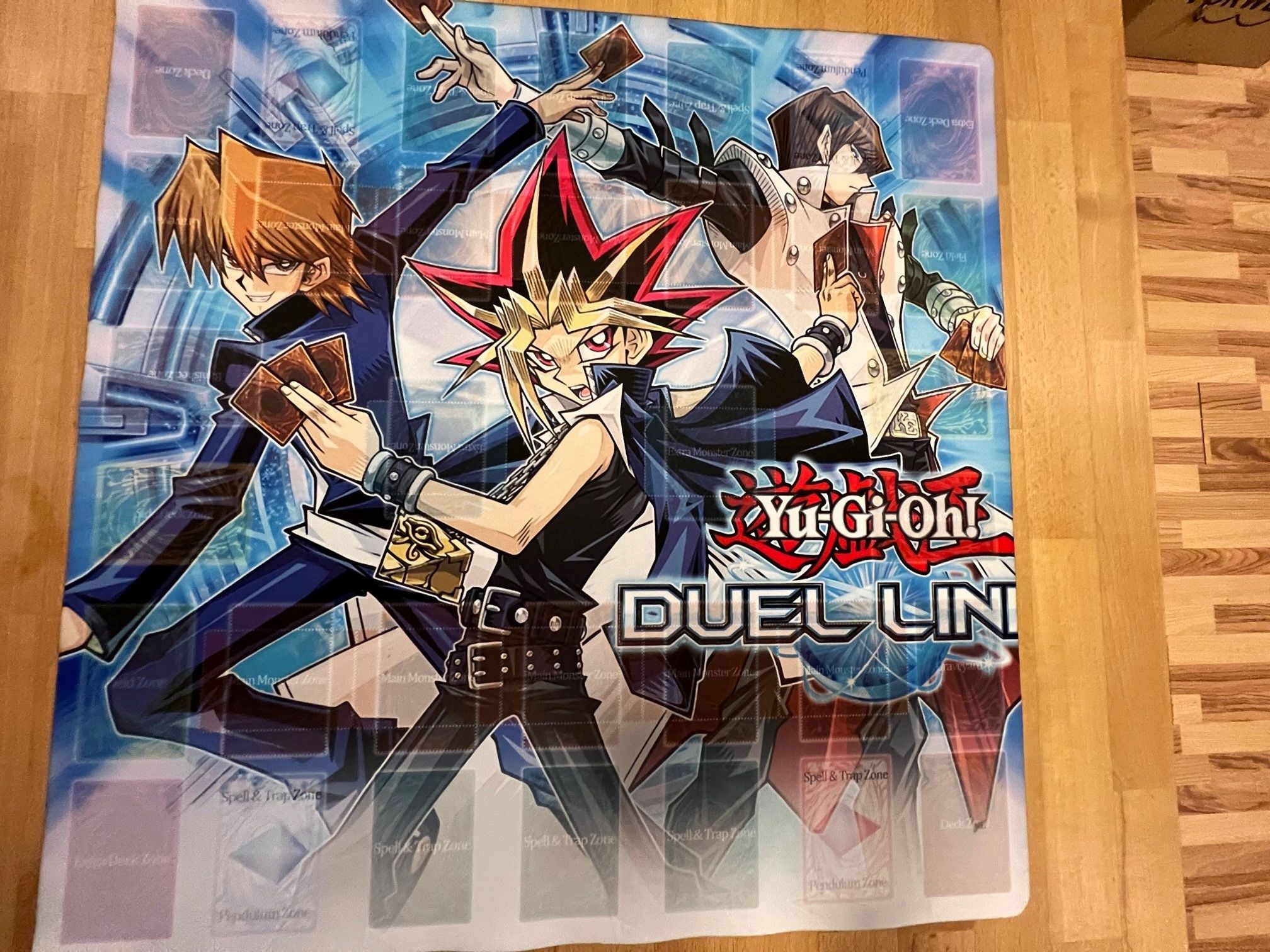 Custom Playmat: Die eigene Playmat für Magic oder YuGiOh